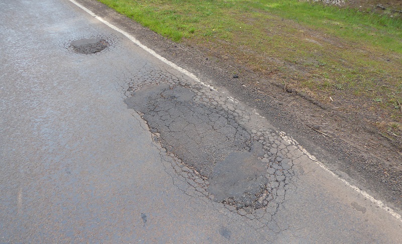 Concerns Over Highway - GOLD 1242 & GOLD FM 98.3
